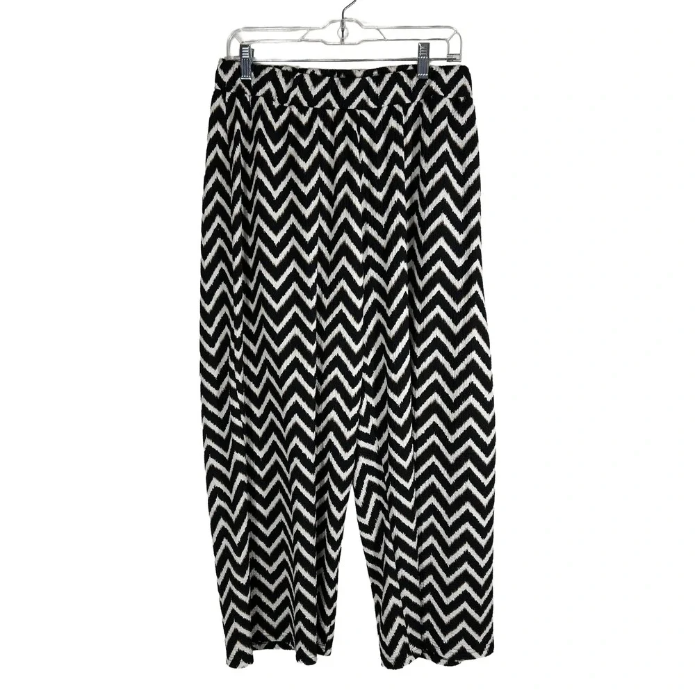 Gina Benotti | Pants & Jumpsuits | Gina Benotti Black White Chevron ...
